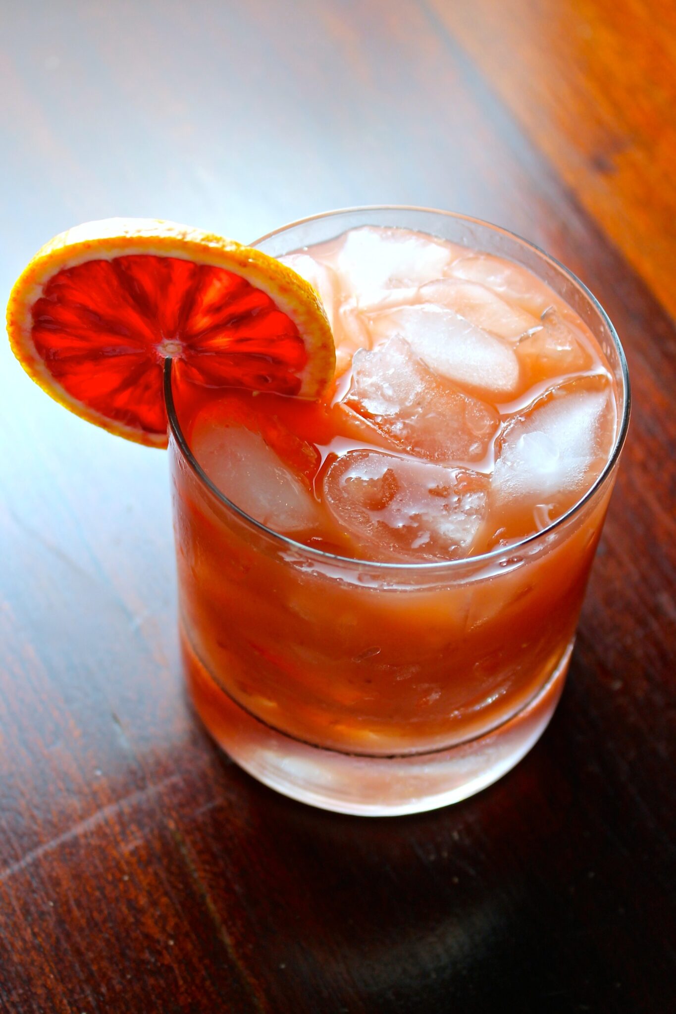 Sanguina: Ron y naranjas con amargo - Enri Lemoine