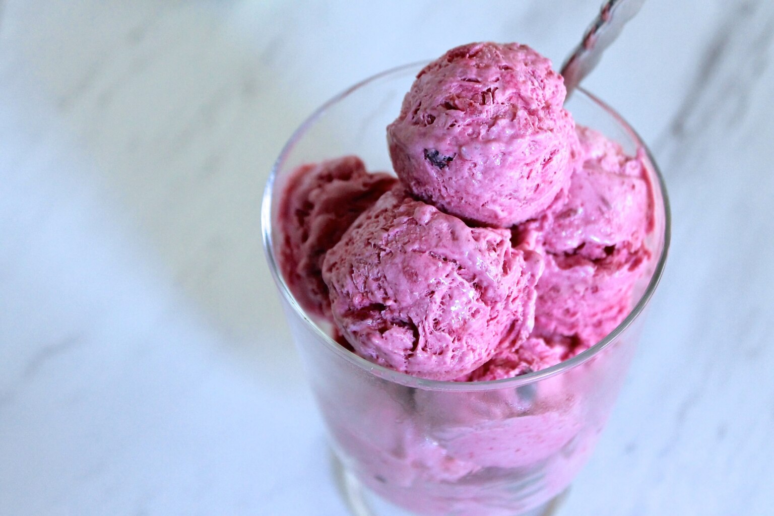 Helado de moras {sin máquina} - Enri Lemoine