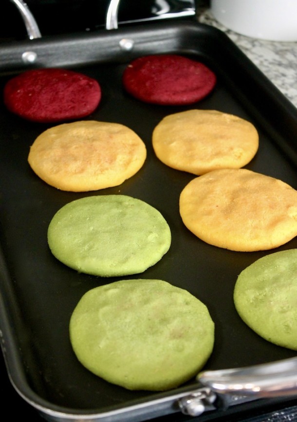 Veggie Colored Arepas Recipe + VIDEO - EnriLemoine