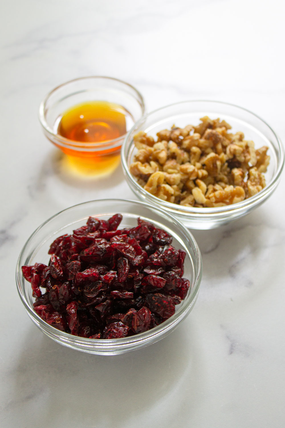 Delicious No-Knead Cranberry Walnut Bread for Your Baking Season