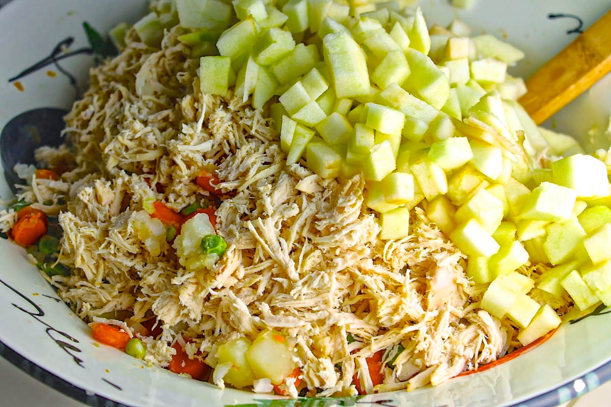 A Must try Venezuelan Ensalada de Gallina Recipe